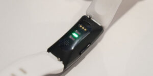 Can You Use Fitbit Without a Smartphone or Computer? - USA Fitness Tracker